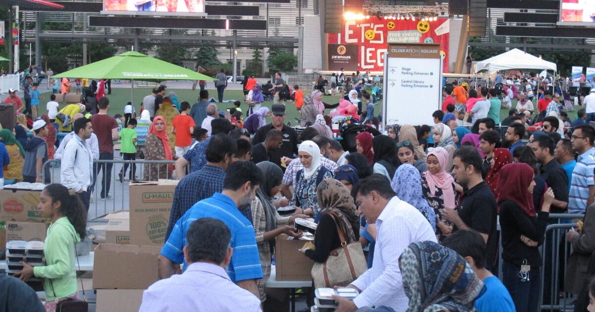 Toronto Ramadan celebrations become bigger, more public