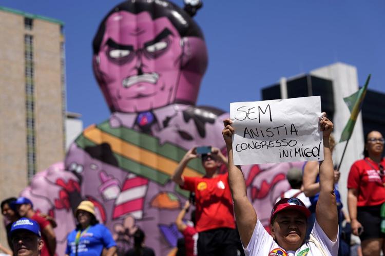 Brazilians protest against a bill that could lead to a pardon for ...