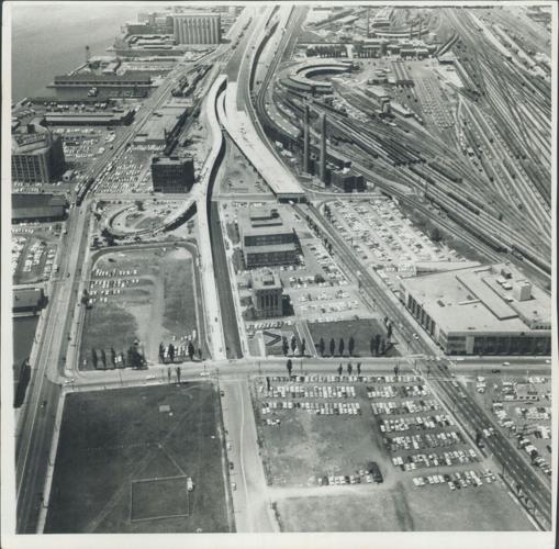 Gardiner Expressway: 'Big Daddy's' gift to Toronto