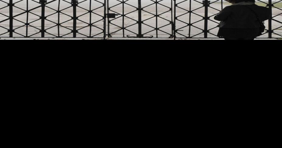 Iron gate stolen from former Dachau concentration camp: Germany
