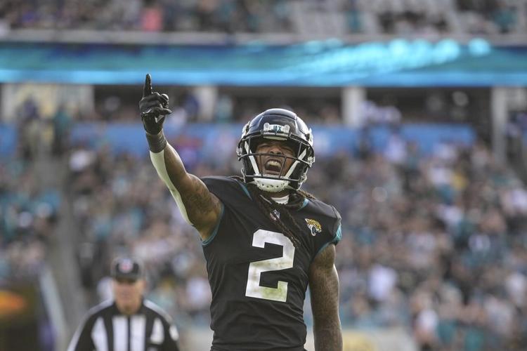 Jags edge Ravens 28-27 on 2-pointer, Tucker’s 67-yard miss