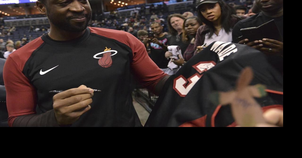 Ex-NBA star Dwyane Wade to join WNBA’s Chicago Sky ownership group