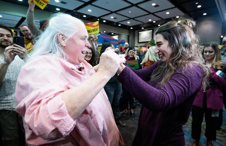 Québec solidaire elects Émilise Lessard-Therrien as co-spokeswoman