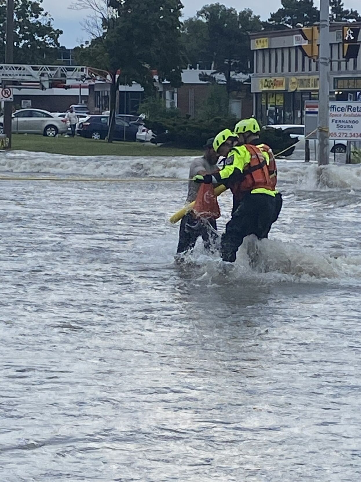 Flooding, power outages in parts of Toronto, Mississauga