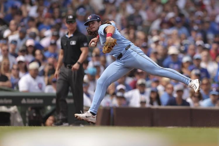 Bowden Francis throws 7 scoreless innings as Blue Jays shut out Cubs 1-0
