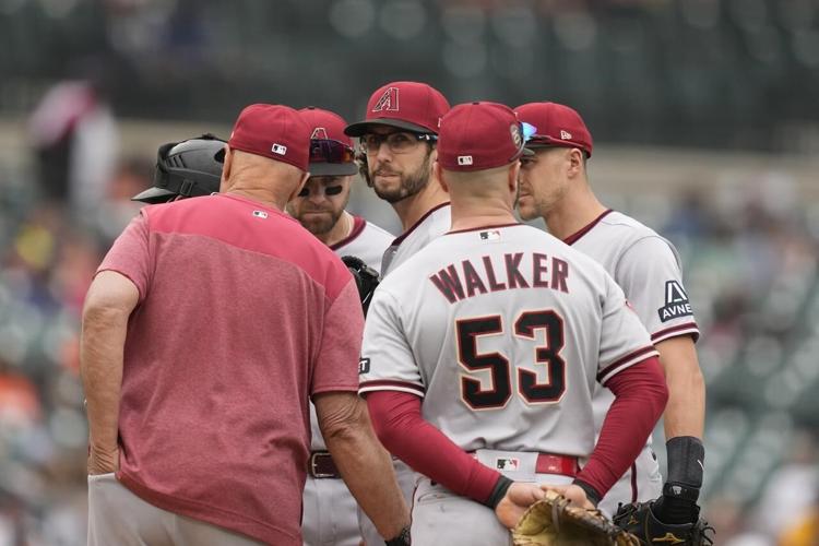 Diamondbacks score 4 in 9th, beat Tigers for 5th straight win, Detroit ...