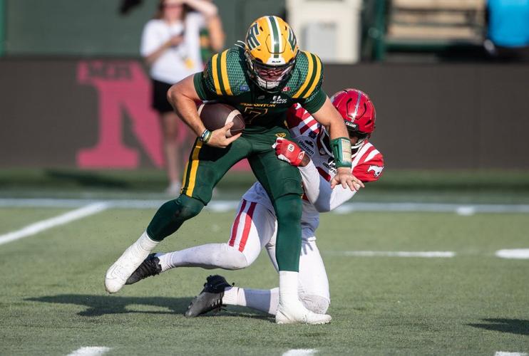 Stampeders sign star defensive lineman Clarence Hicks to three-year deal