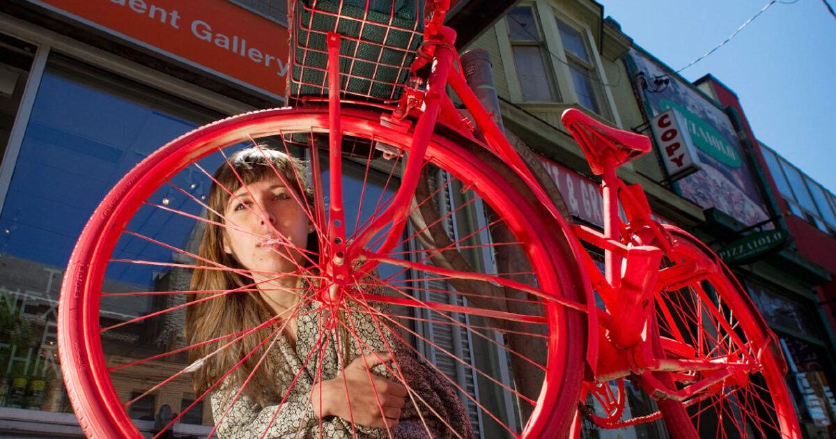 Bike good, vandals bad