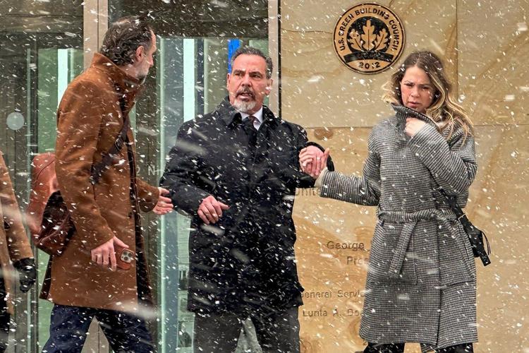 Former DEA agent sentenced to 5 years in prison for using badge to ...