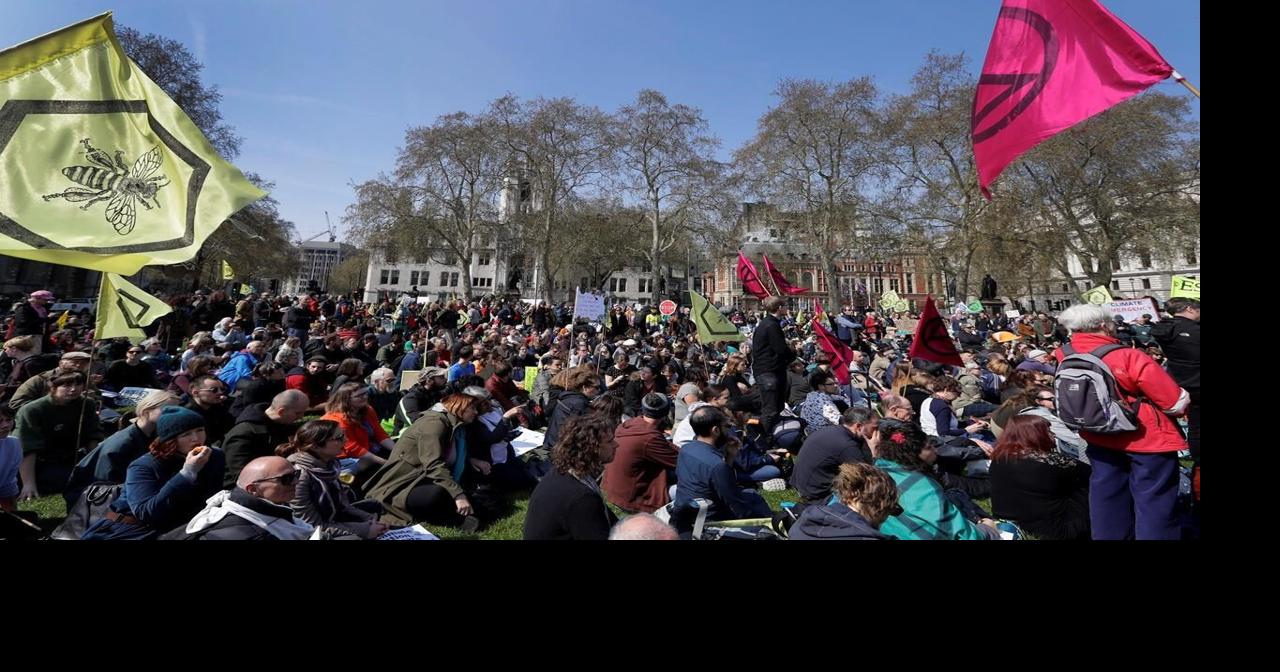 Extinction Rebellion: green protests snarl London traffic