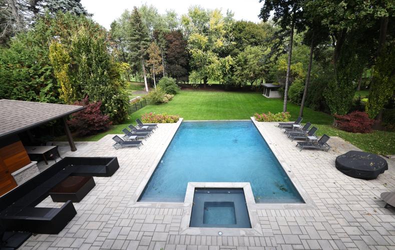 A tour of Canadian Jazz singer Matt Dusk’s spectacular home