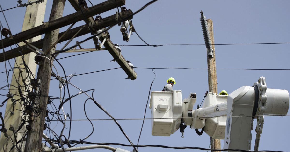 Puerto Rico utility ignored advice on hurricane repair deal, documents show