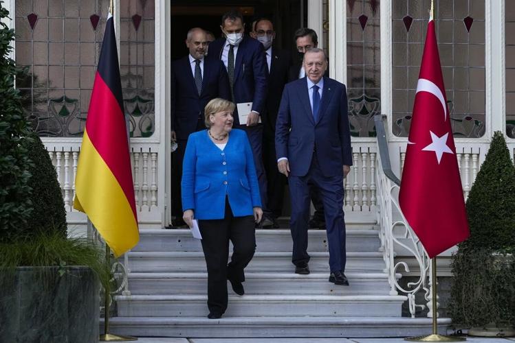 Turkey’s Erdogan bids farewell to Merkel after 16 years