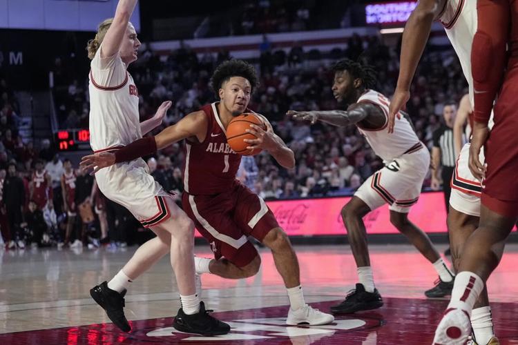 Sears uses strong second half to score 23 points as No. 24 Alabama ...