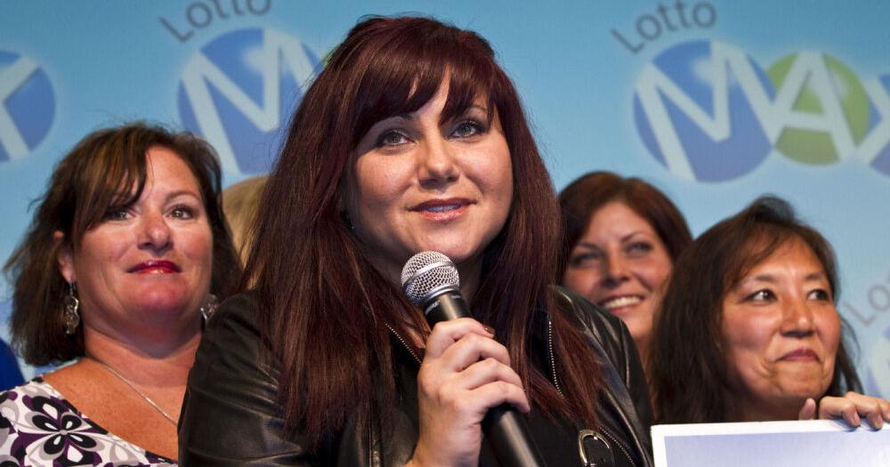 19 Bell Canada employees share $32M, for now