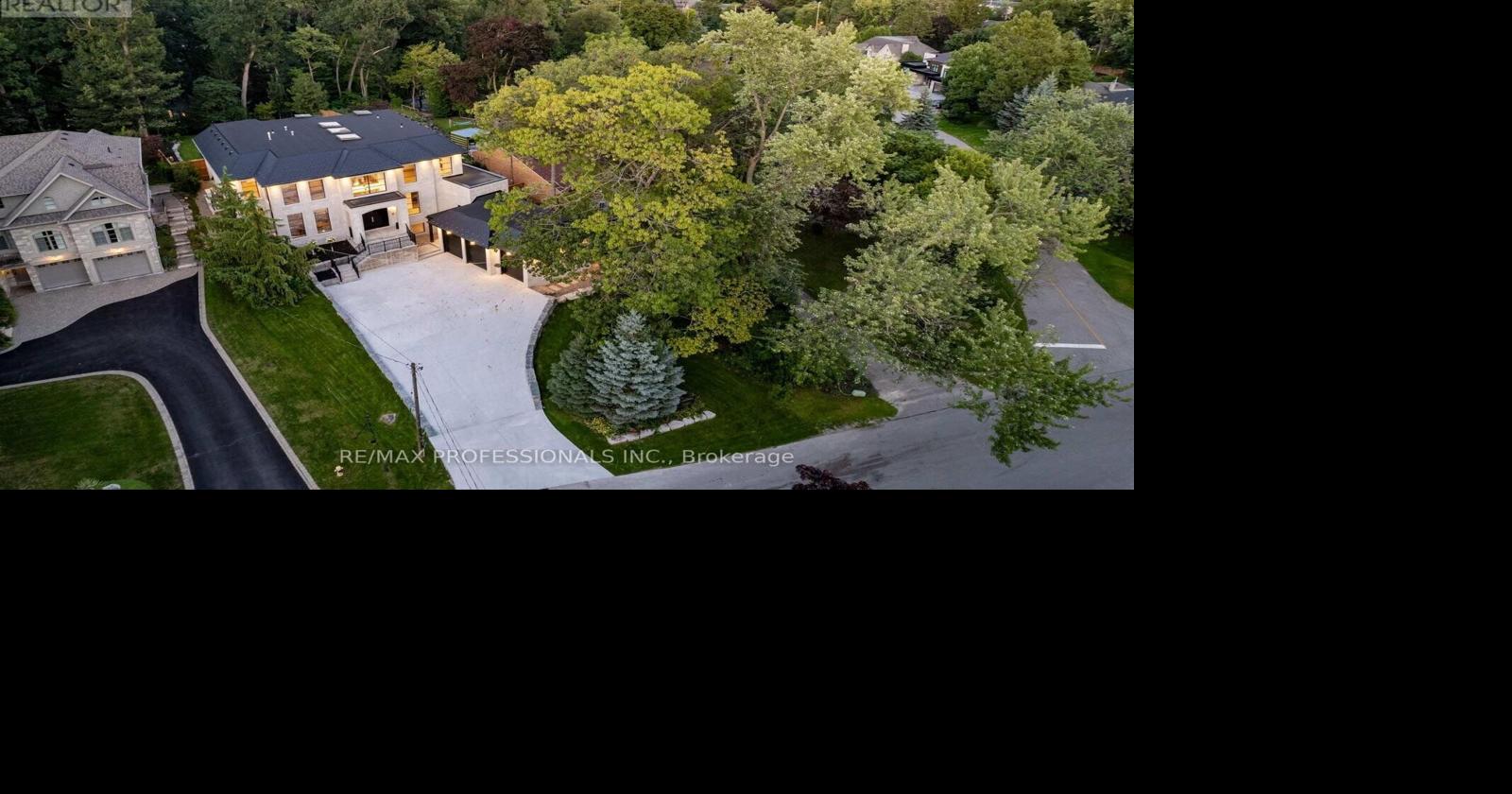 Inside this Etobicoke home listed for $7.7 million