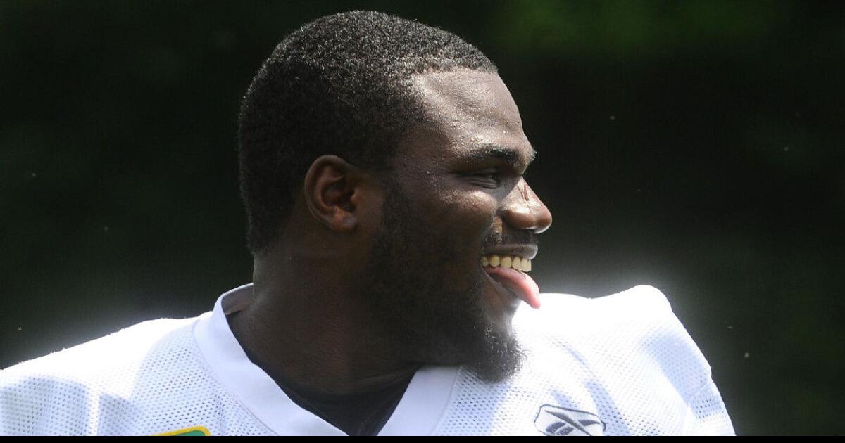 Toronto Argonauts release Khalif Mitchell, veteran defensive tackle