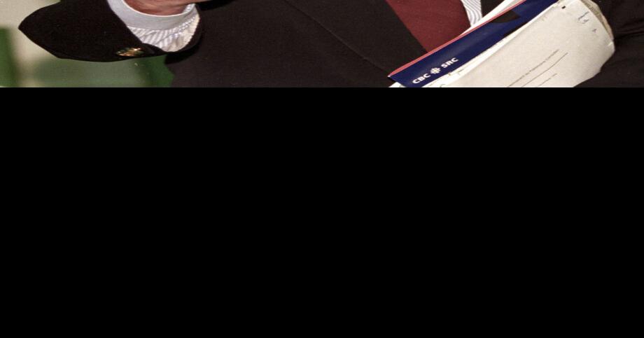 Former CBC head Pierre Juneau dies at 89