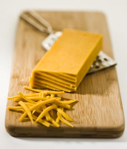 Niagara police officer charged in cheese smuggling case