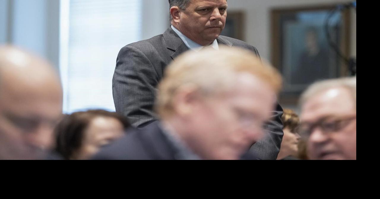 Housekeeper never saw Alex Murdaugh clothes after killings