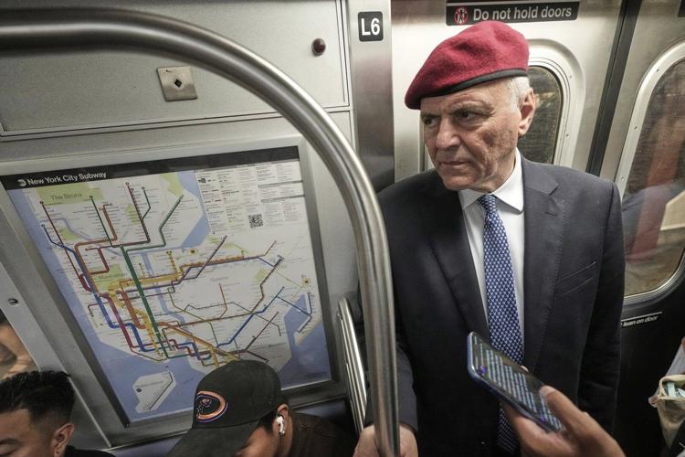 Red beret-wearing Republican Curtis Sliwa likes his chances in a ...