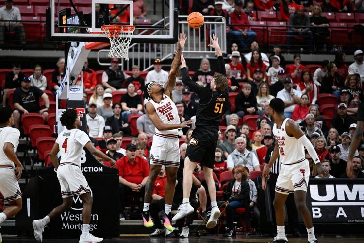 Anderson scores 29 points as No. 15 Texas Tech wins 46th straight non ...