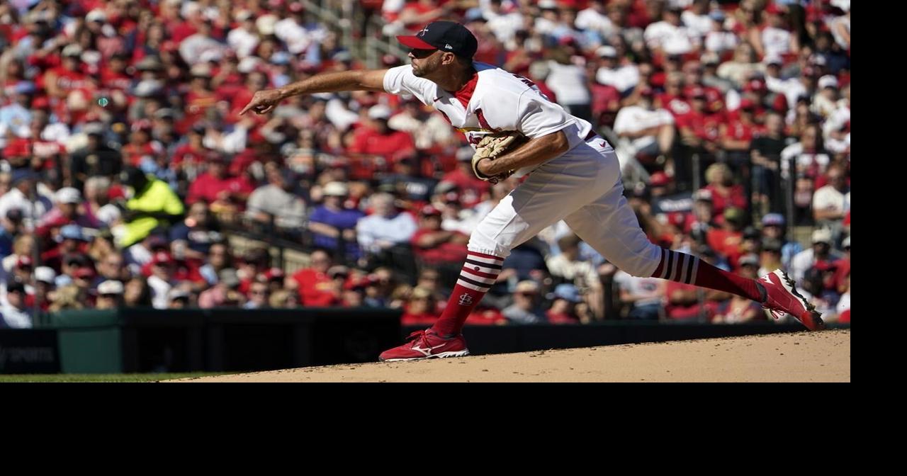 Cardinals’ Wainwright back in 2023; coaching staff to change