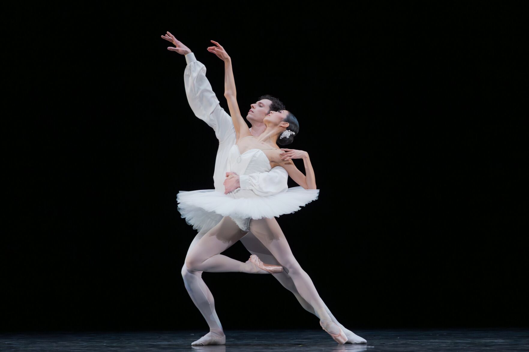 Review: Crystal Pite’s ‘Flight Pattern’ ballet in Toronto