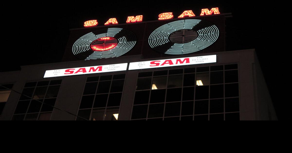 Toronto’s gloriously tacky Sam the Record Man sign shines on