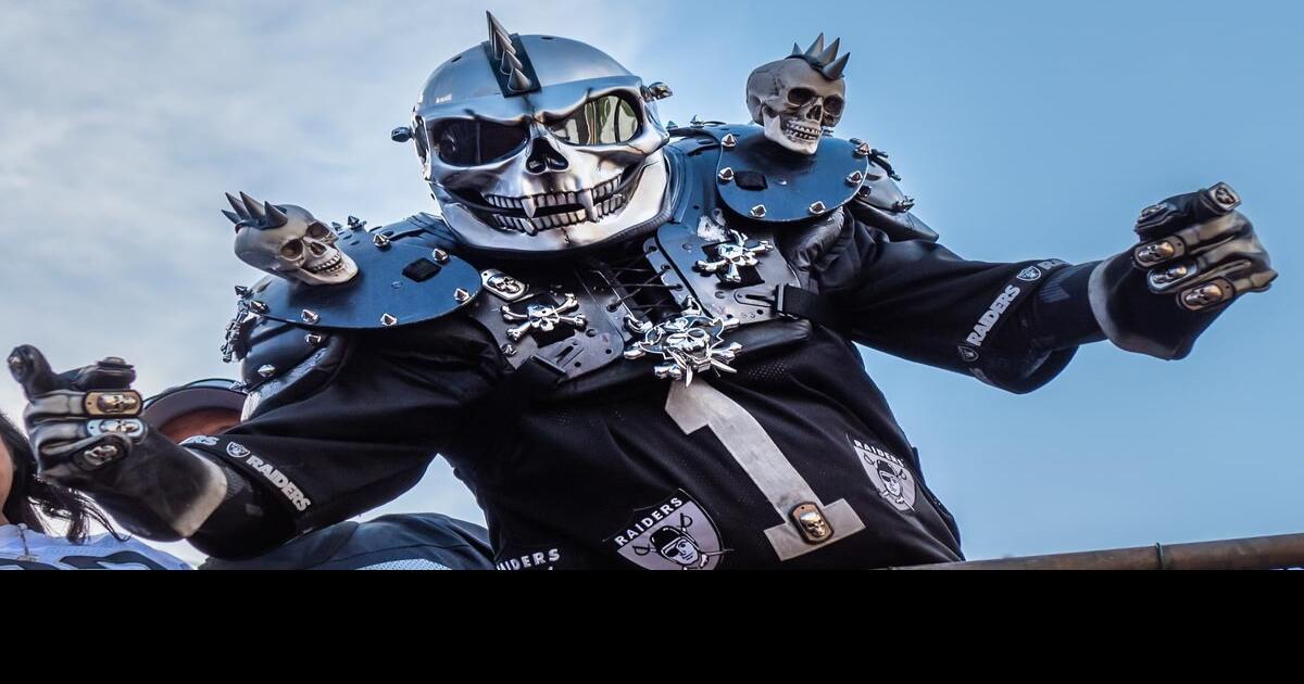 A fitting goodbye for some passionate, and scary, Oakland Raiders fans