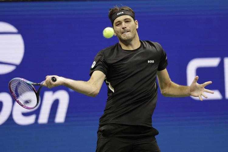 Djokovic gets into it with the U.S. Open crowd and improves to 11-0 ...