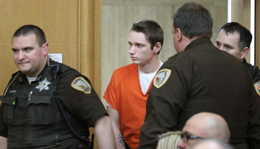 Judge doesn’t toss charges in crash that killed Girl Scouts