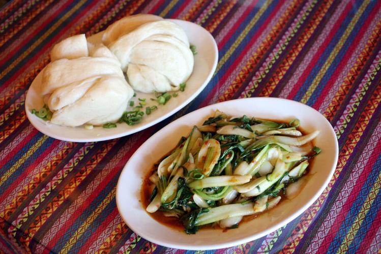 You had me at momos and other Tibetan Toronto experiences: Hometown Tourist