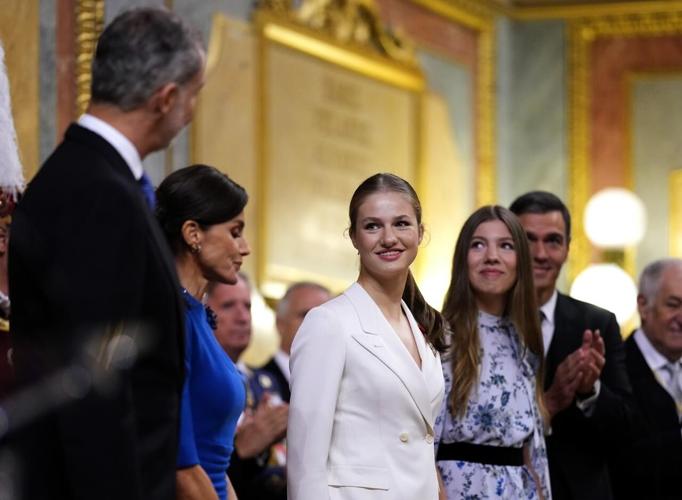 Spain's Crown Princess Leonor turns 18 and is feted as the future queen ...