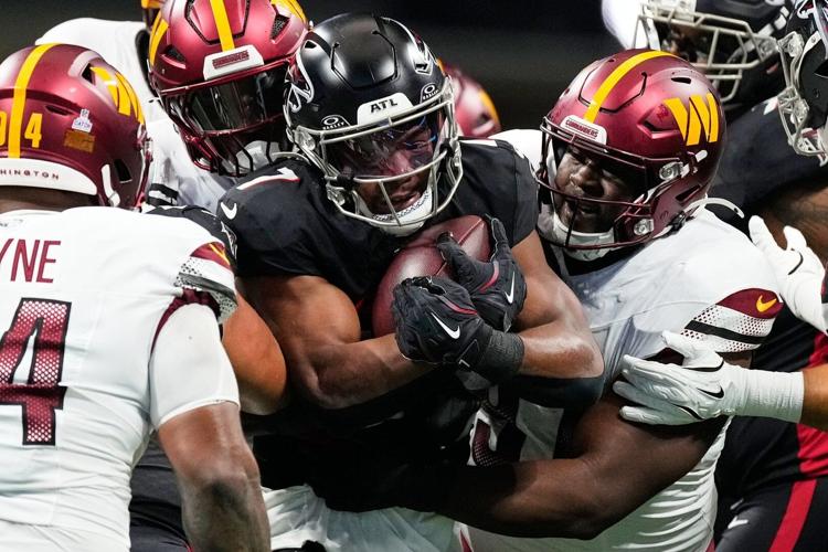 Bijan Robinson surpassing Christian McCaffrey as top dual-threat back ...