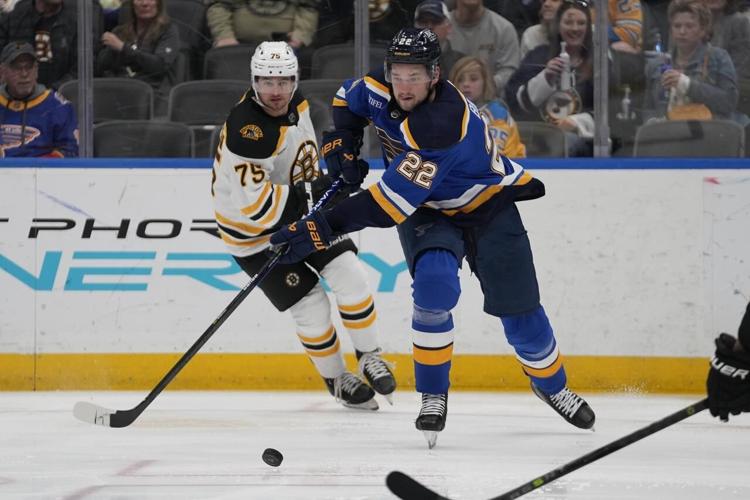 Coyle SO goal helps Boston beat St. Louis 4-3 for 60th win
