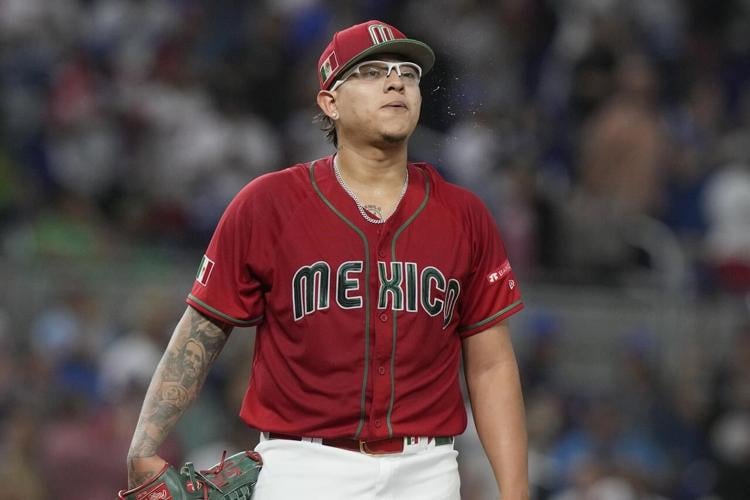 Urías leads Mexico 5-4 over Puerto Rico, into WBC semis