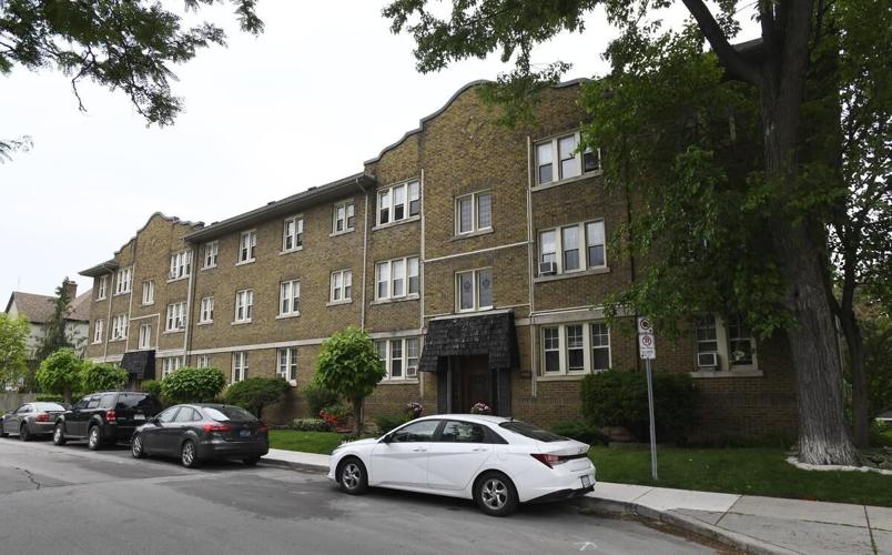 Downtown Hamilton tenants aim to buy landlord’s building