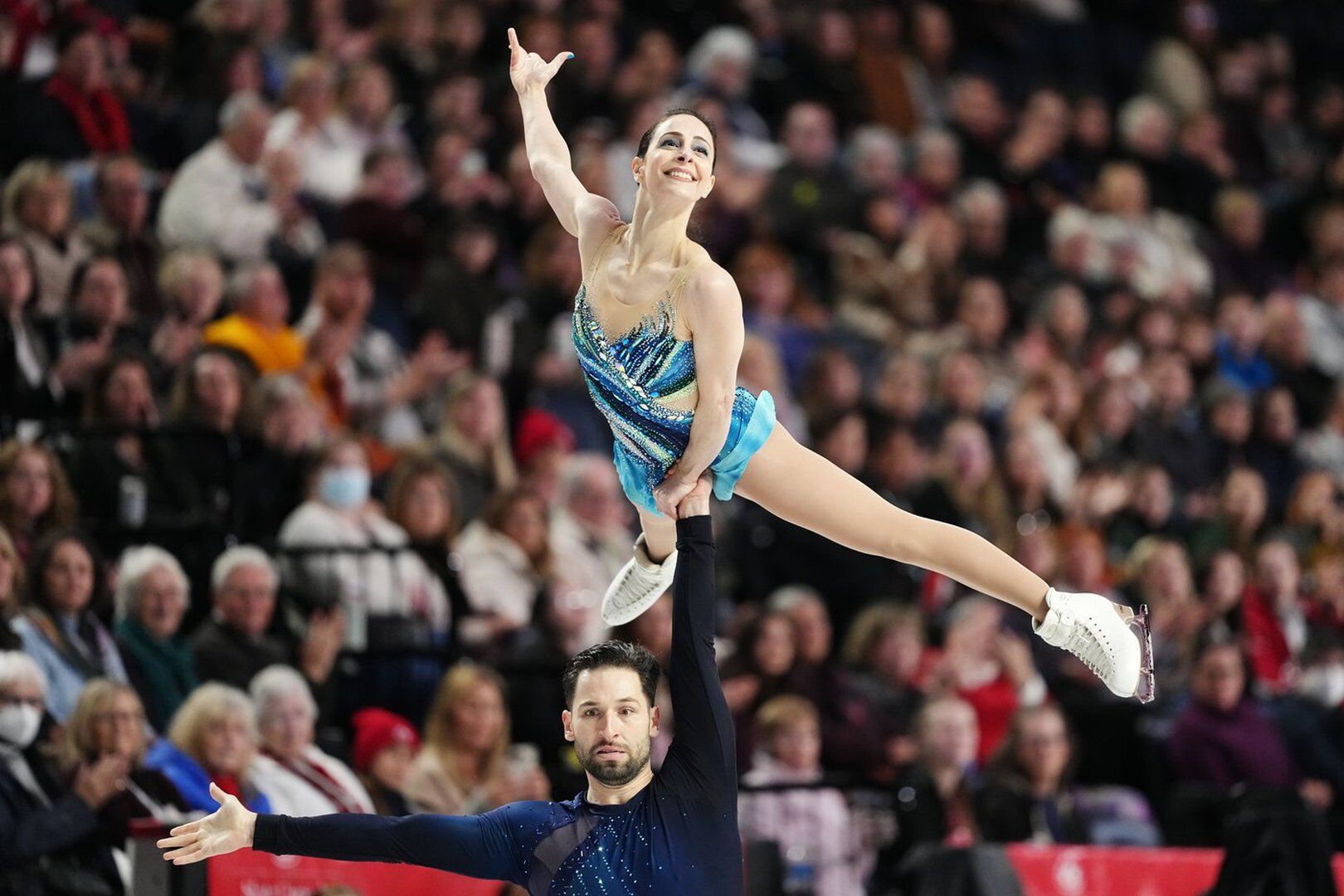 Stellato-Dudek, Deschamps look to reach mountain top again at figure ...