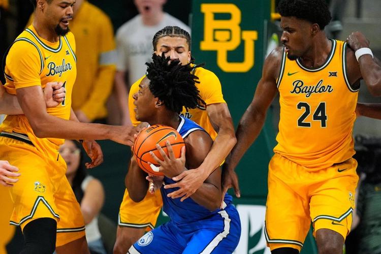 Robert Wright III answers the boos in his return to Baylor and helps No ...