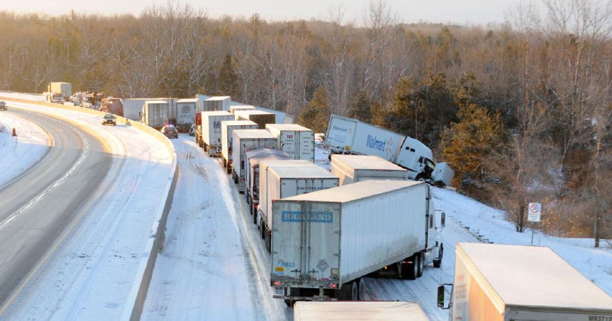 Pileup on Highway 401 closes highway near Cobourg