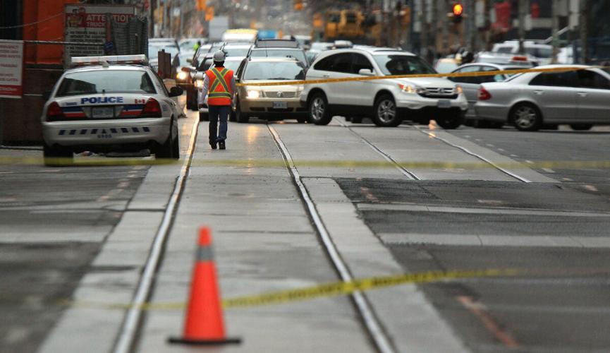 Downtown intersection closed after glass falls from Trump Tower