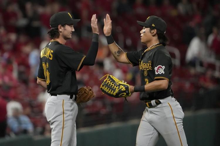 Pirates score 3 runs in the 10th inning, beat the Cardinals 4-2 and ...