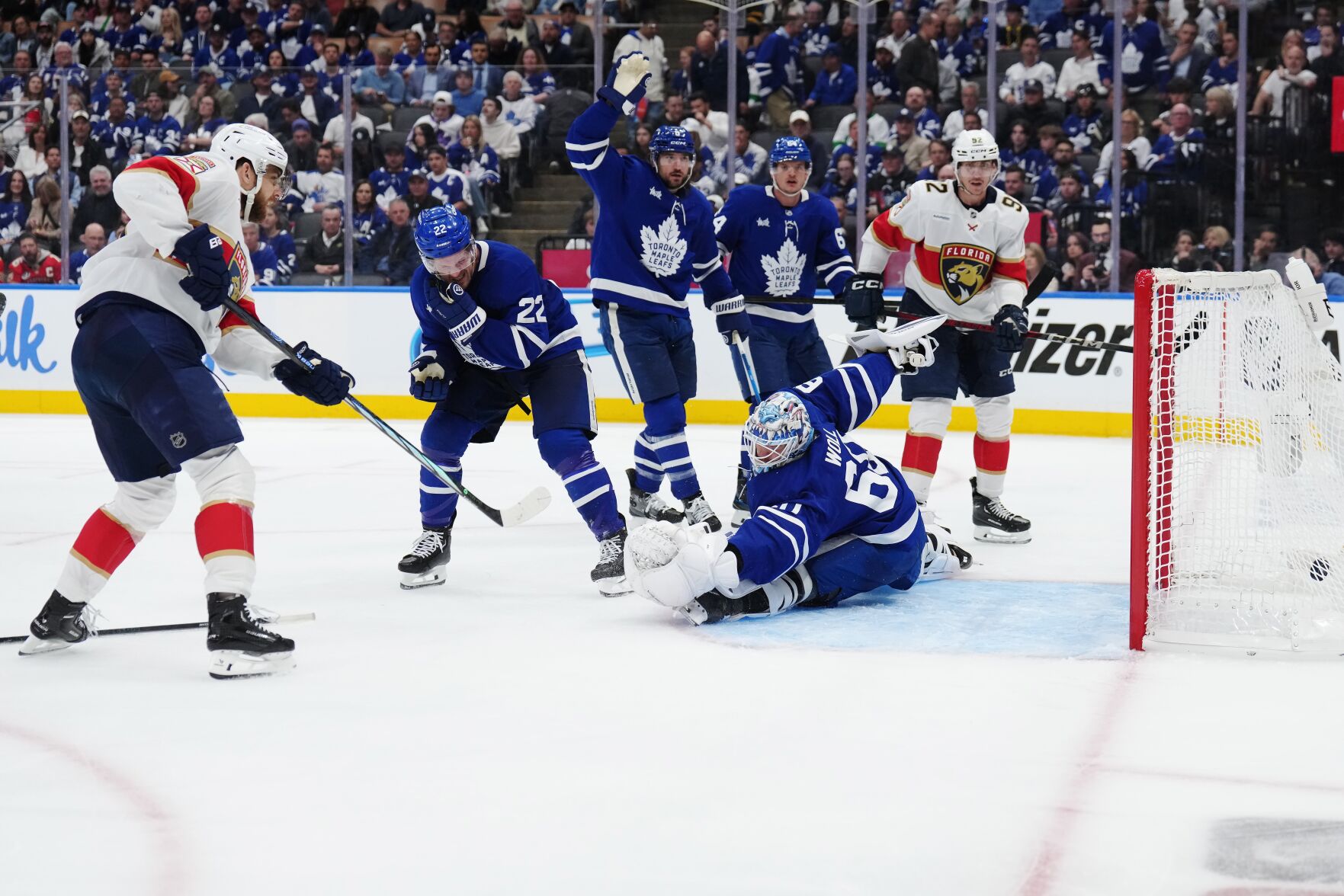 Toronto Maple Leafs lose to Florida Panthers in Game 5