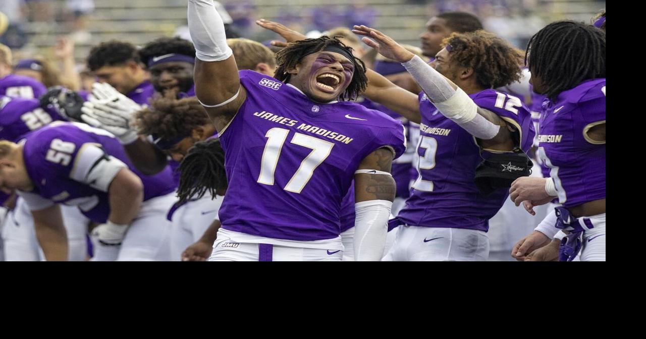 Alonza Barnett III continues stellar play with 6 more TDs in leading ...