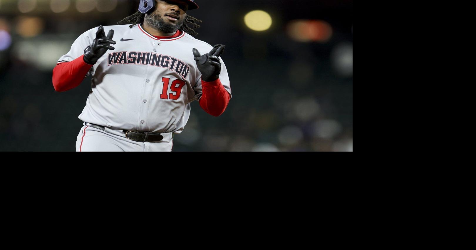 Josh Bell homers in the Nationals' 7-run 10th inning in a 9-3 victory ...
