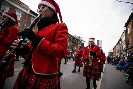 In photos: Toronto Santa Claus Parade comes to town