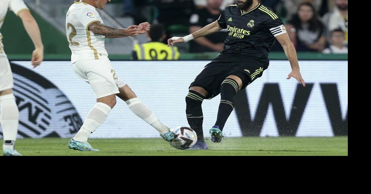 Benzema out with muscle fatigue, shows Ballon d’Or to fans