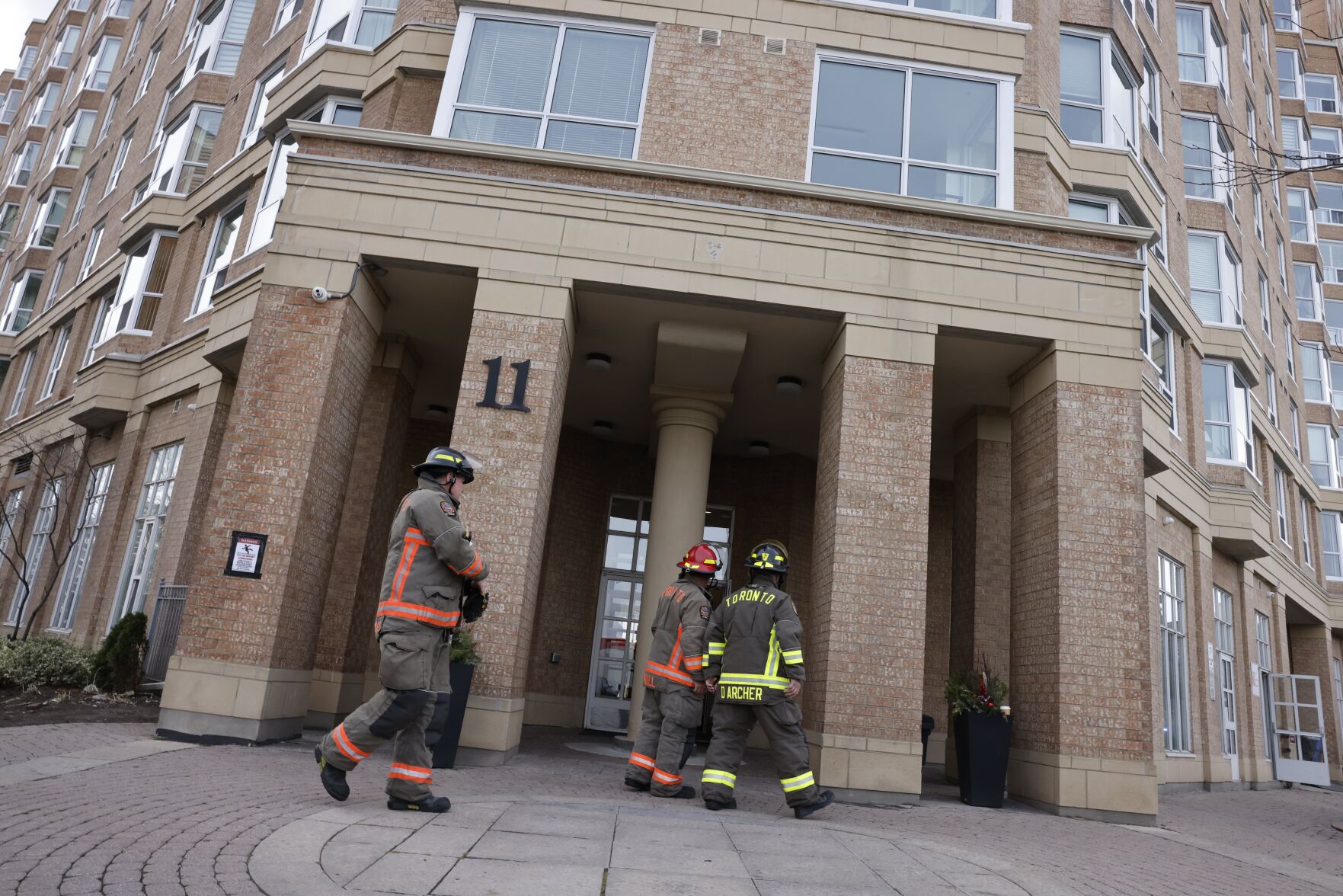 Thorncliffe Park residents displaced after ‘complex’ fire