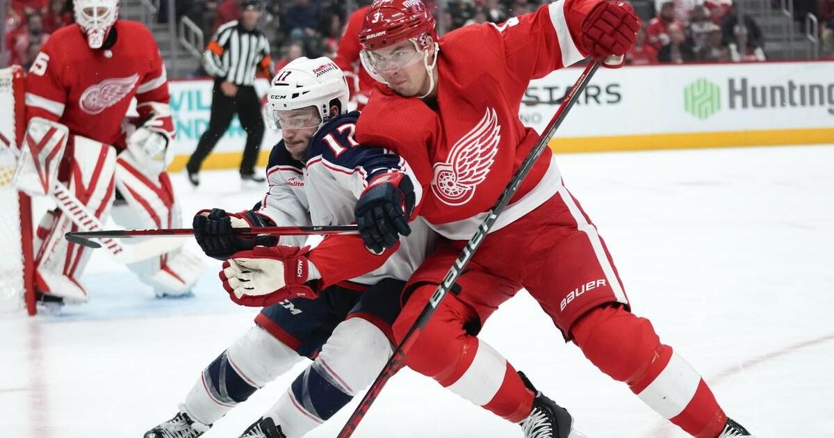 How Justin Holl remembers his time with the Maple Leafs